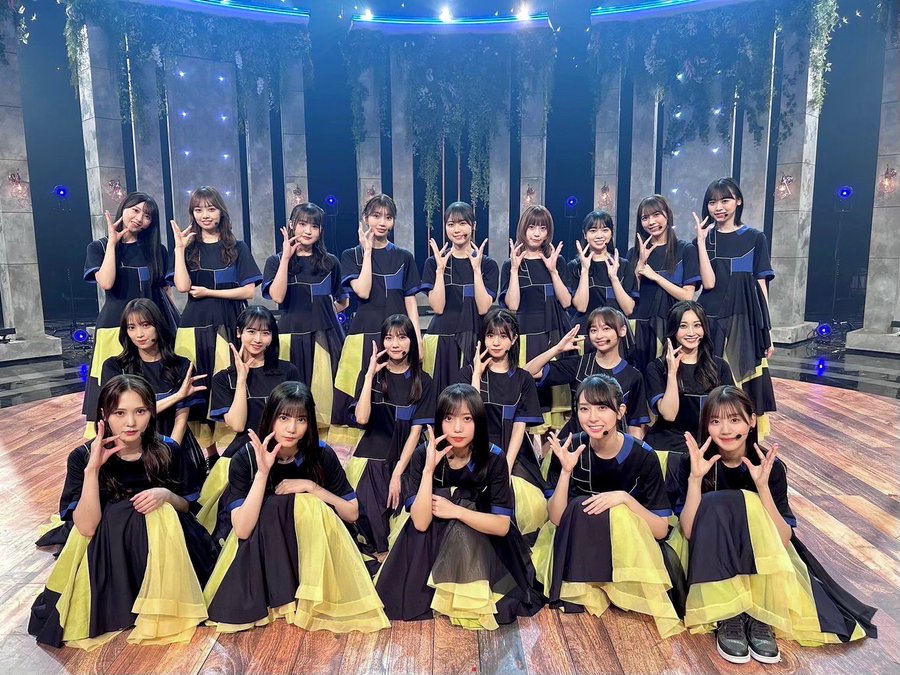 日向坂46深夜のスタジオに大集合！？NHK総合「Venue101」まもなく生出演。オフショット＆出演直前のPR動画配信中 | 日向坂46まとめきんぐだむ